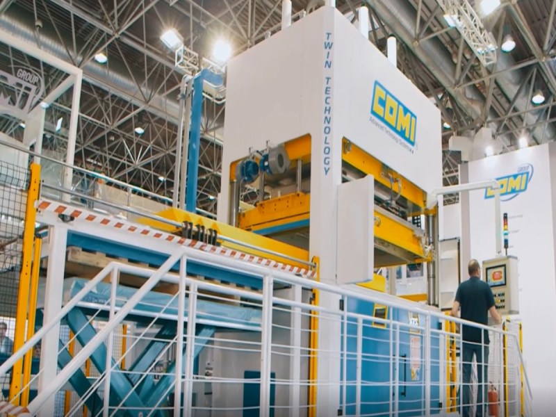 Self Group Comi presents Twin Sheet Thermoforming Machine - Self Group Comi